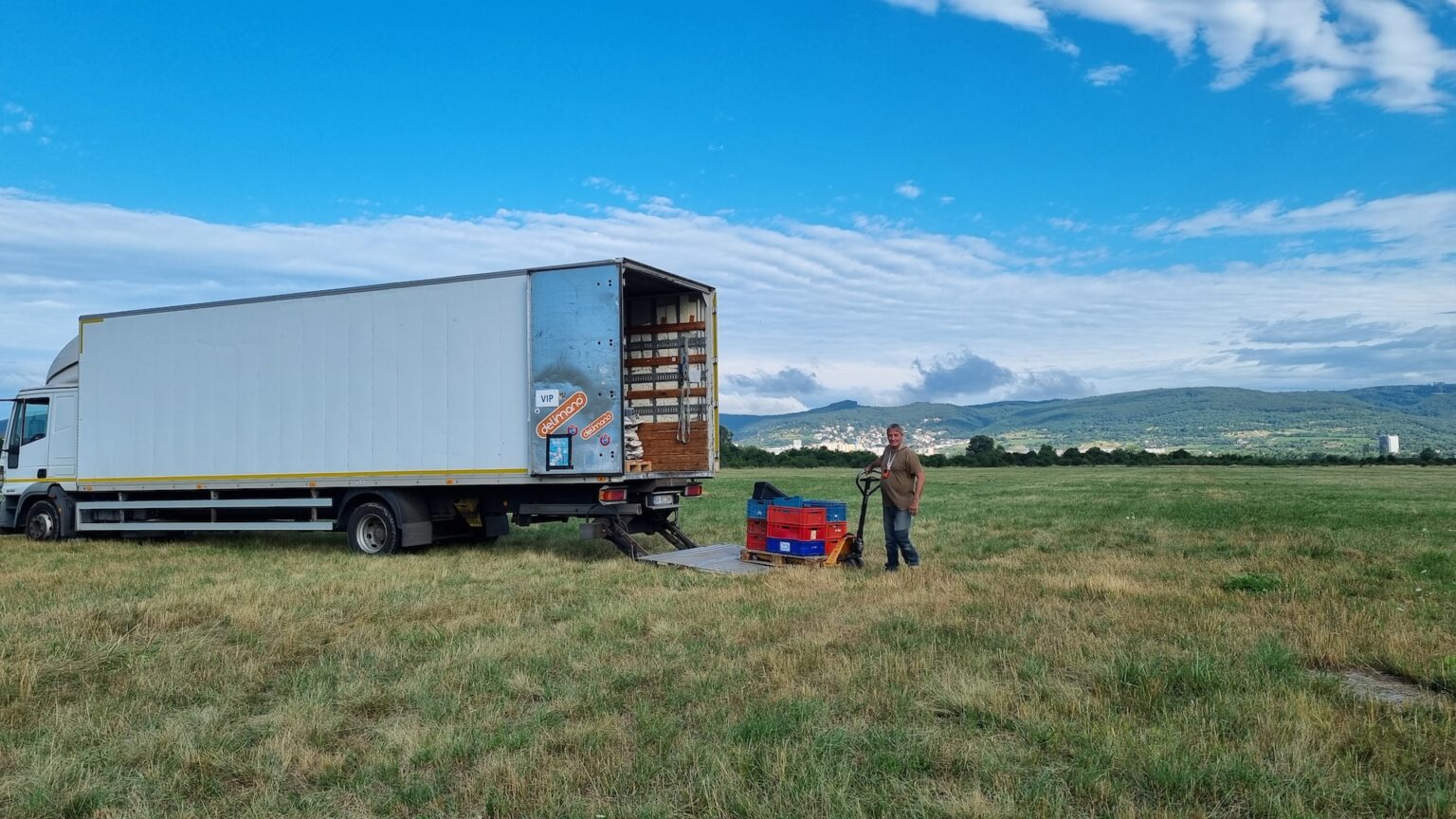 REK FILM - požičovňa mobiliáru - REK FILM